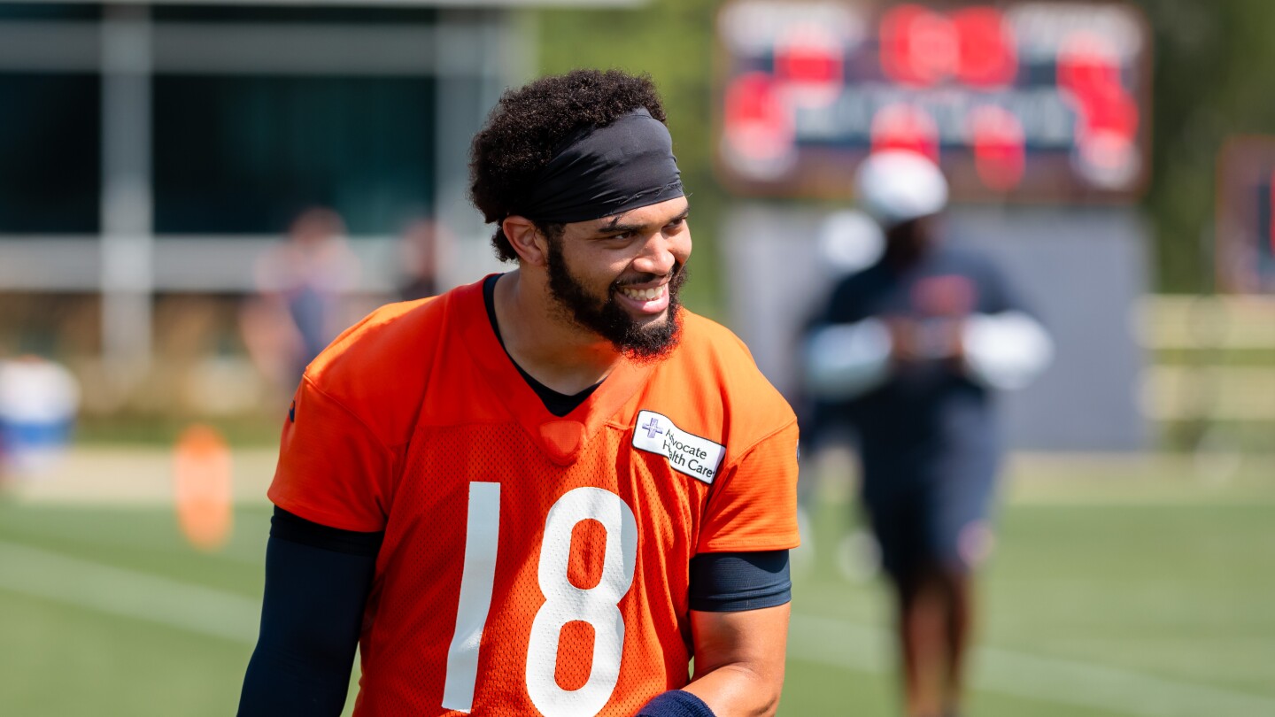 Bears Urge Caleb Williams to Make Wild Plays at the Right Time