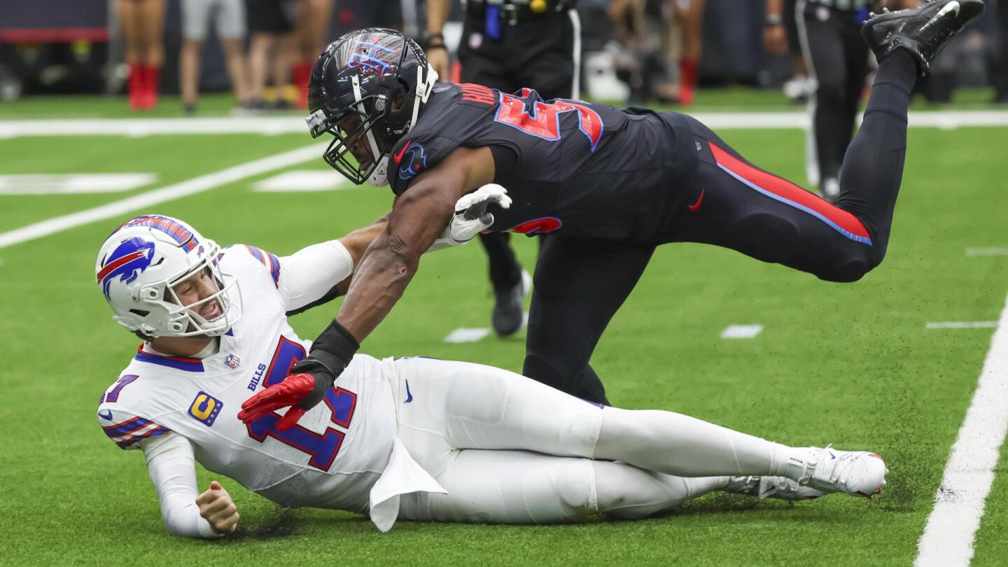 Latest Injury Update on Buffalo Bills' Josh Allen vs. Texans