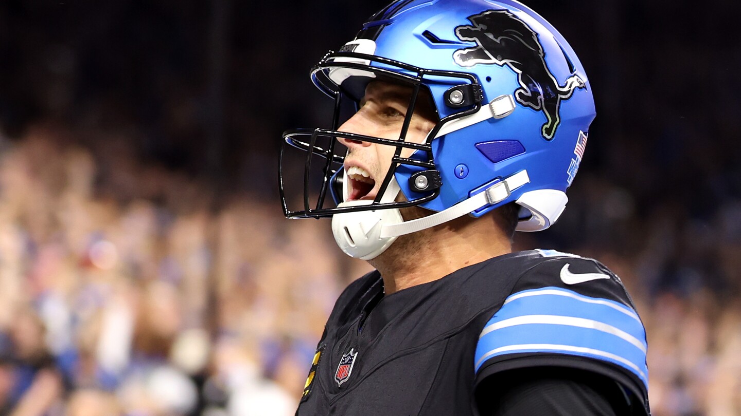 Dan Campbell Regrets Not Giving Jared Goff Game Ball After Perfect Night