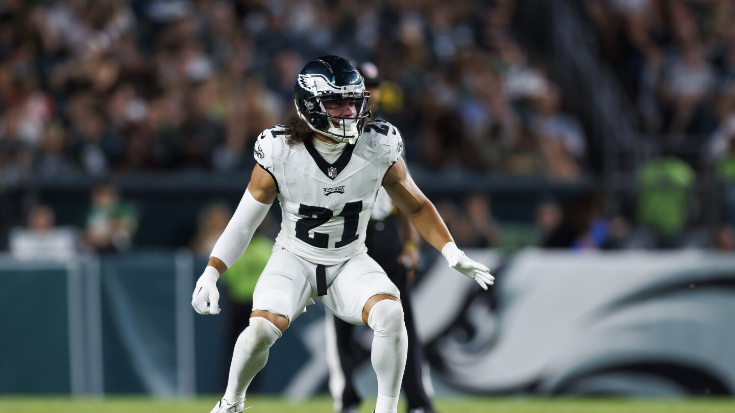 Eagles Open Practice for Sydney Brown and Ainias Smith