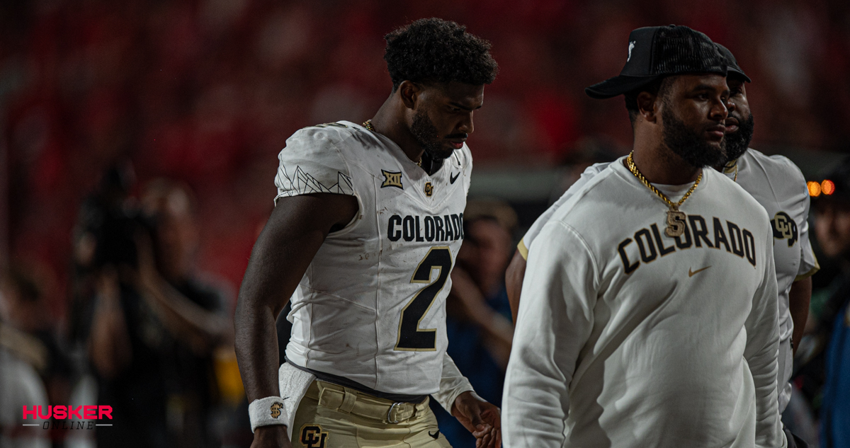 Shedeur Sanders Addresses Controversial Late Hit to His Knees in Kansas ...