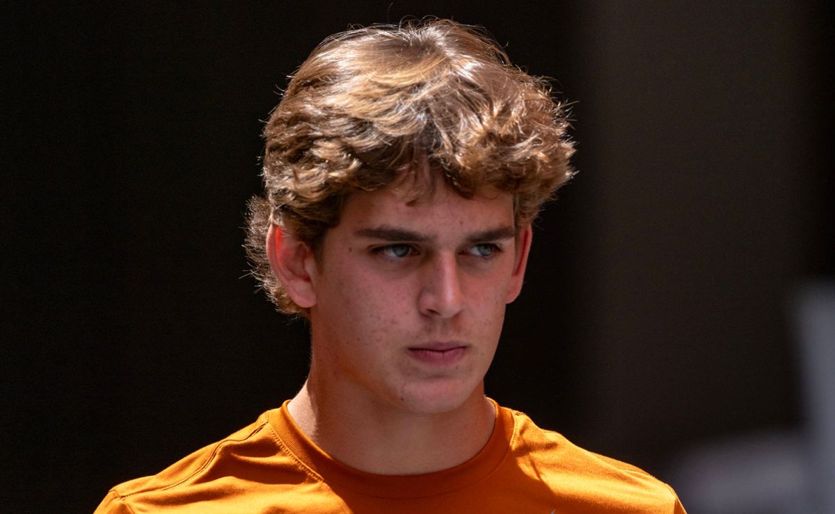 Georgia's Dan Jackson Outlines Gameplan to Tackle Texas Stars Arch ...