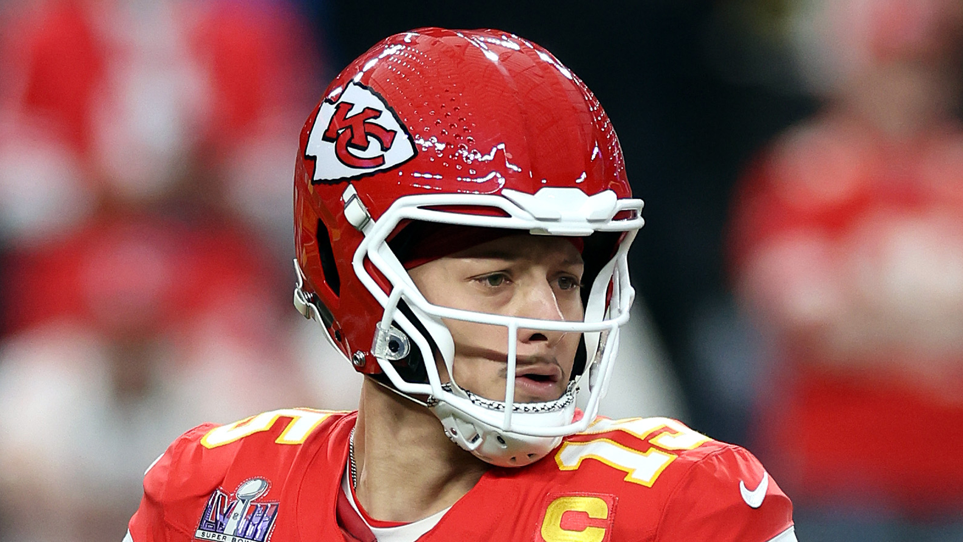Patrick Mahomes' subtle movement reveals he's fully focused for the ...