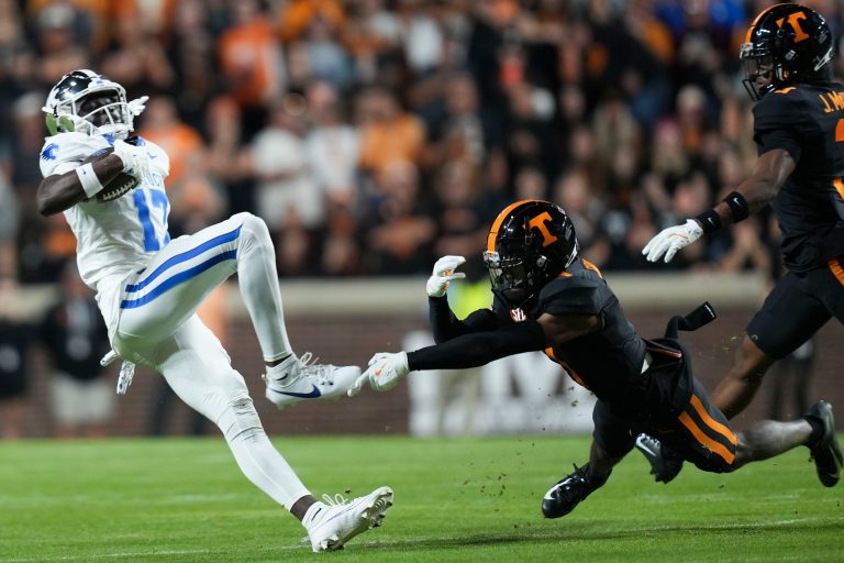 Kentucky WR Hardley Gilmore Weighs Options for Potential Return to ...