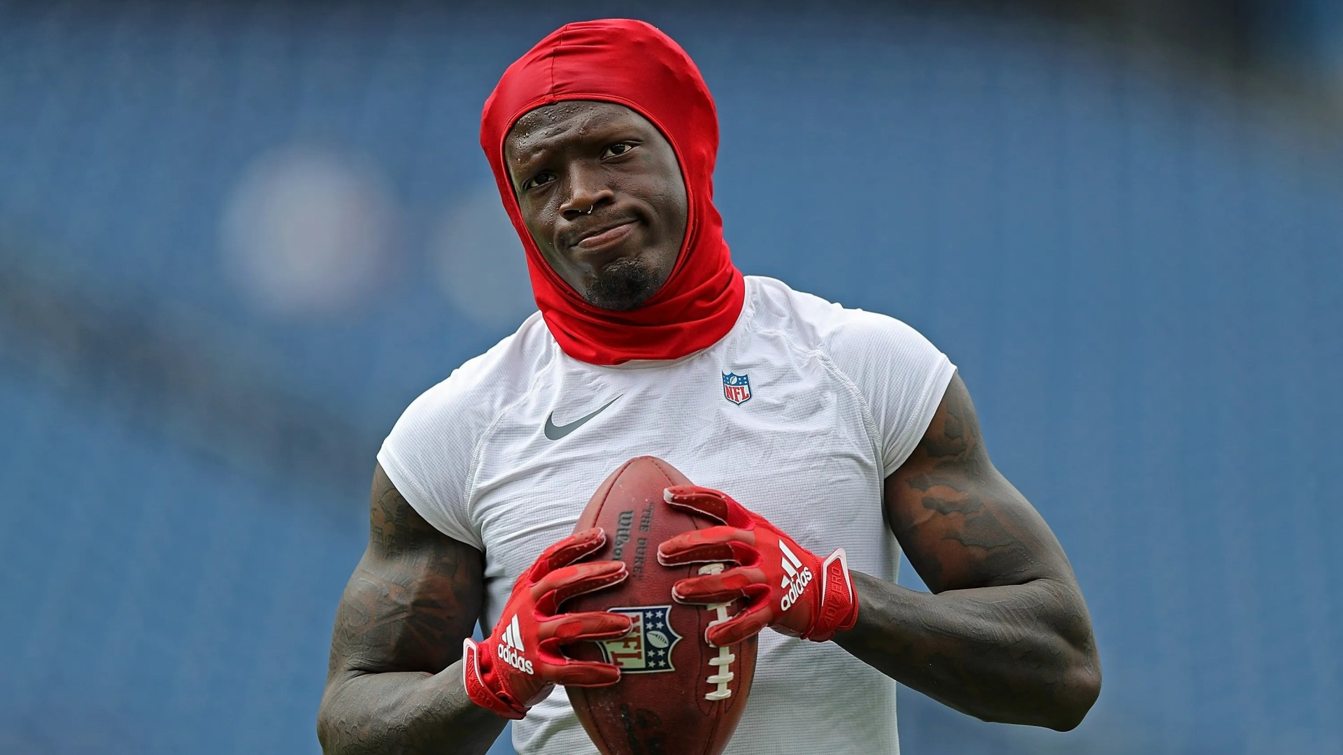 Two-time Super Bowl champion cut from NFL roster after $14 million ...